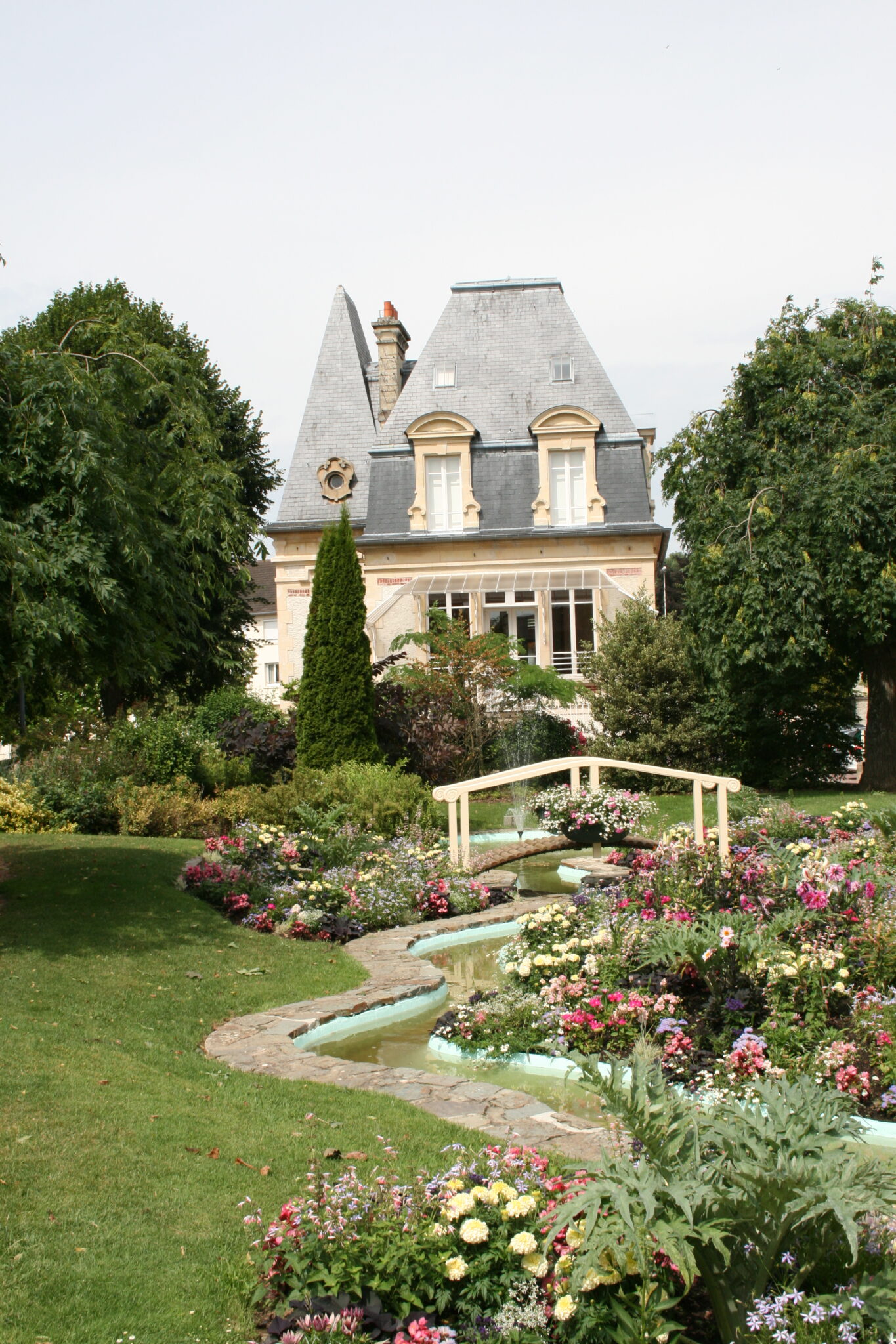 Les salles municipales (location) - Cormelles-le-Royal