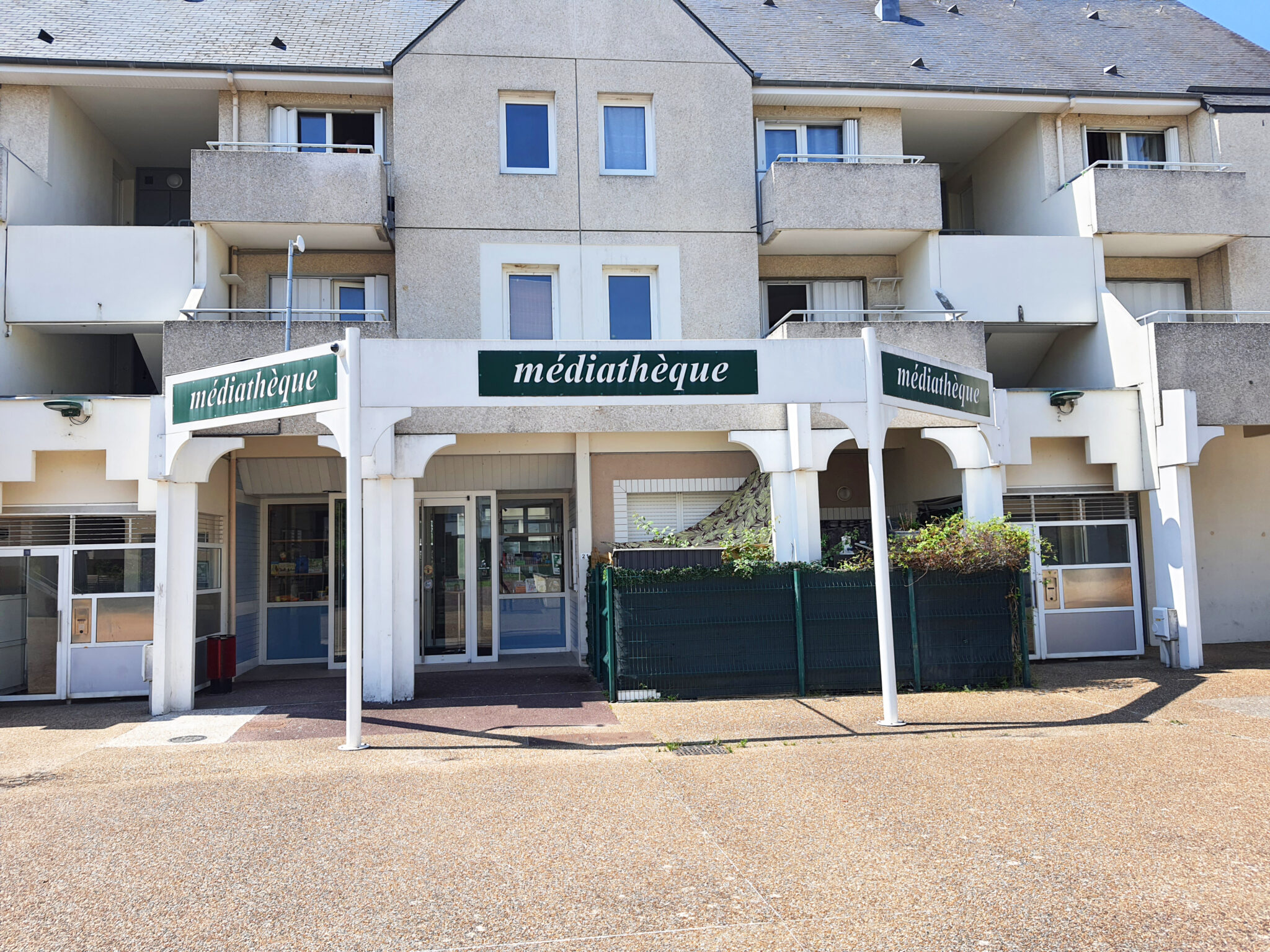 La médiathèque - Cormelles-le-Royal